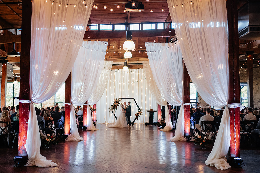 Downtown Indianapolis Wedding at the Biltwell Event Center